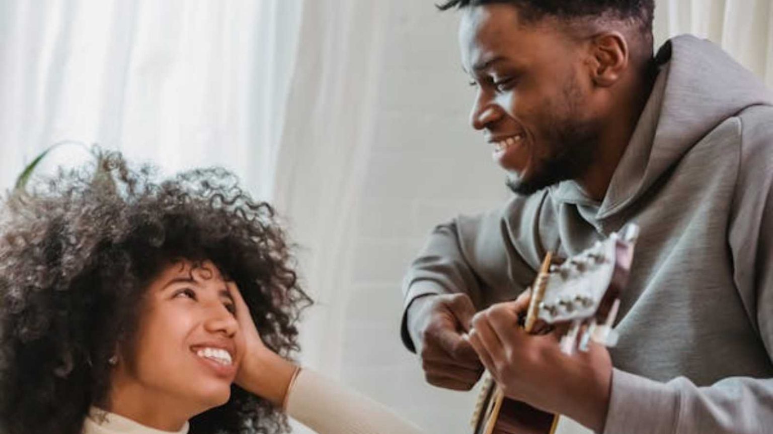 12 Common Flattery Compliments Every Man Craves to Hear