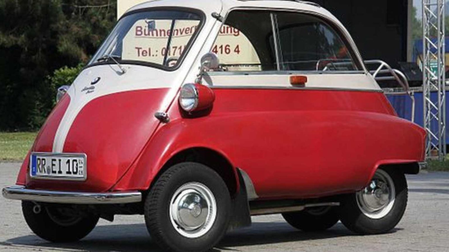 The 20 Ugliest Cars In The World