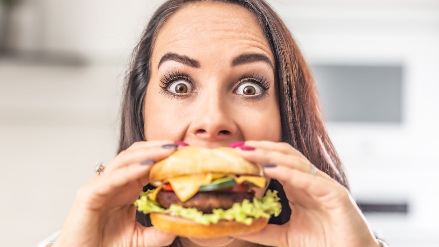 15 Behaviors That People Often Associate With Poor Manners - Craft Your ...