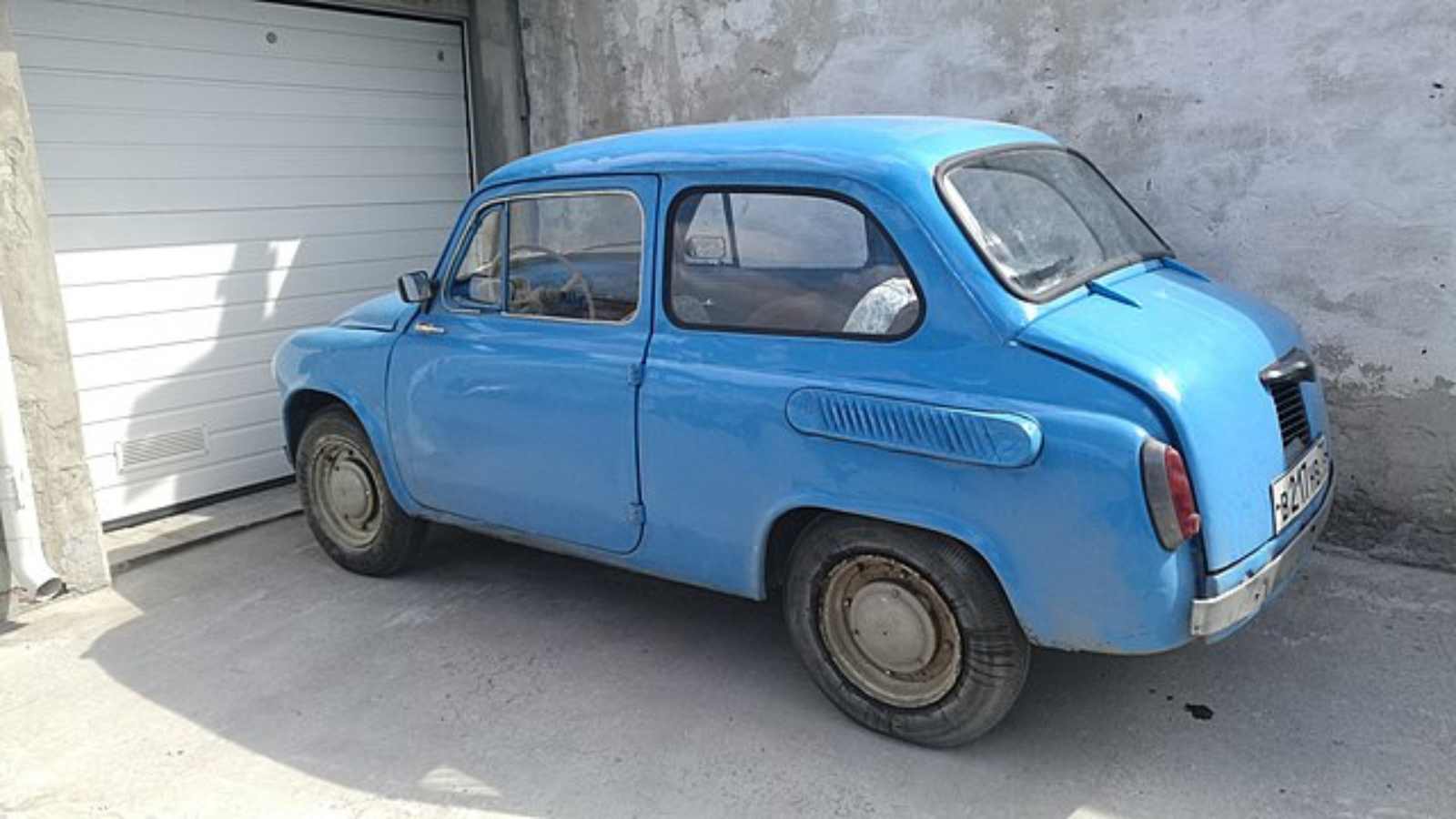 17 of The Most Fabulous Classic Cars with Rear Engines