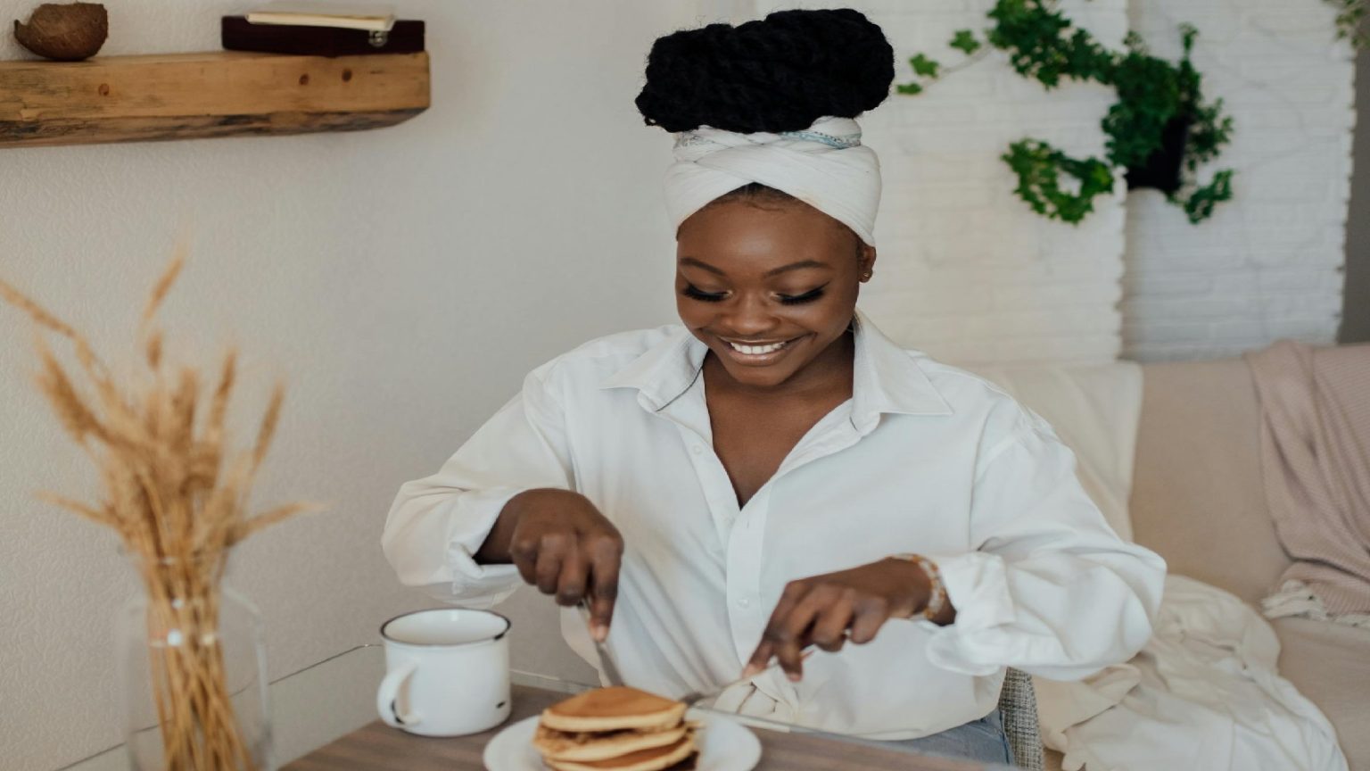 17 Important Table Manners Everyone Should Master