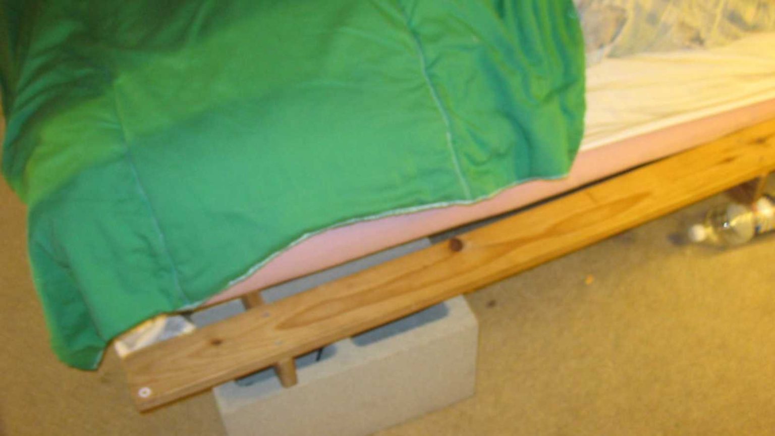 Who Knew Cinder Blocks Could Do This? 16 Genius Ideas You’ll Love