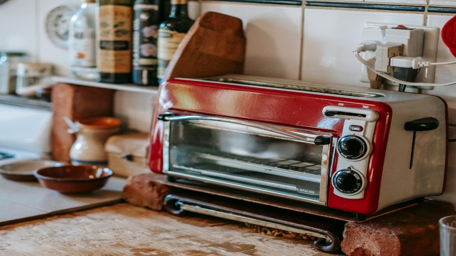 20 Forgotten Household Chores from Grandma's Era That We Rarely Do Anymore