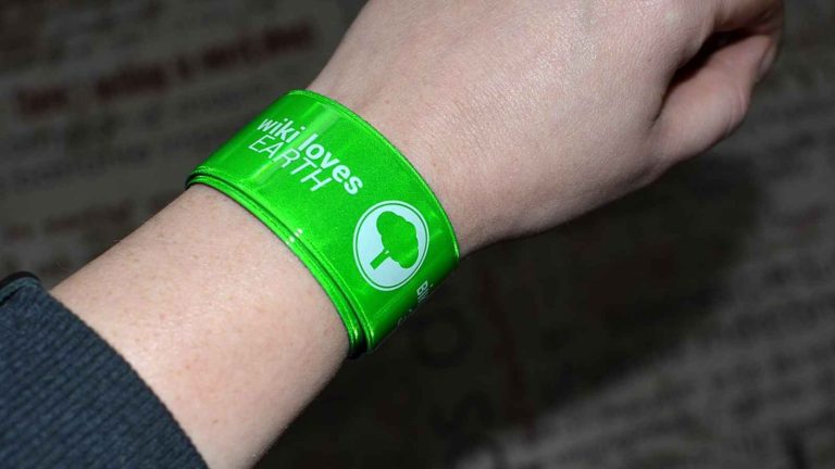 22 Iconic 90s Must-Haves That Are Now Gone Forever