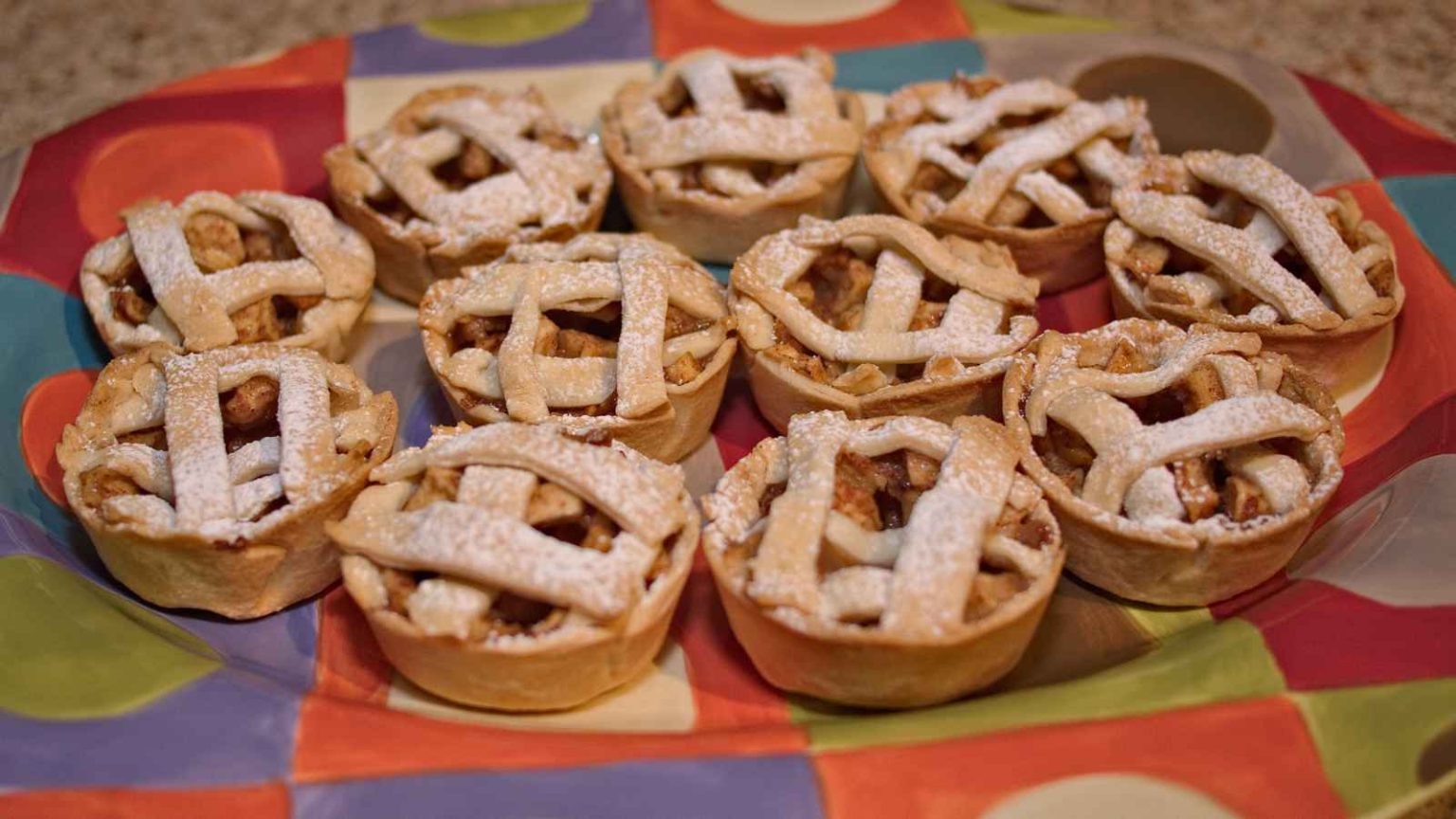 22 Crowd-Pleasing Potluck Desserts Nobody Thinks to Bring