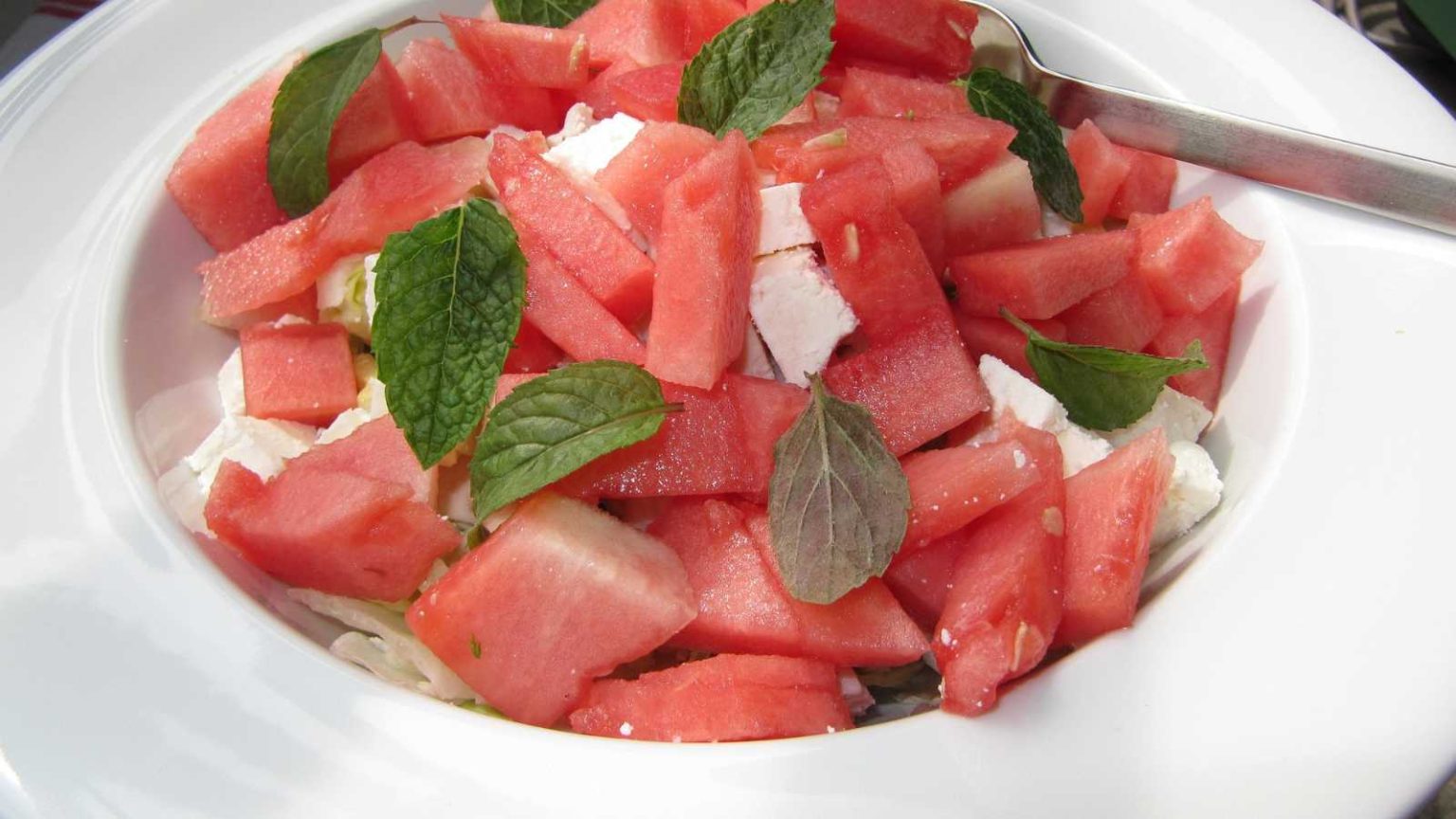 15 Unlikely Food Pairings That Actually Taste Amazing